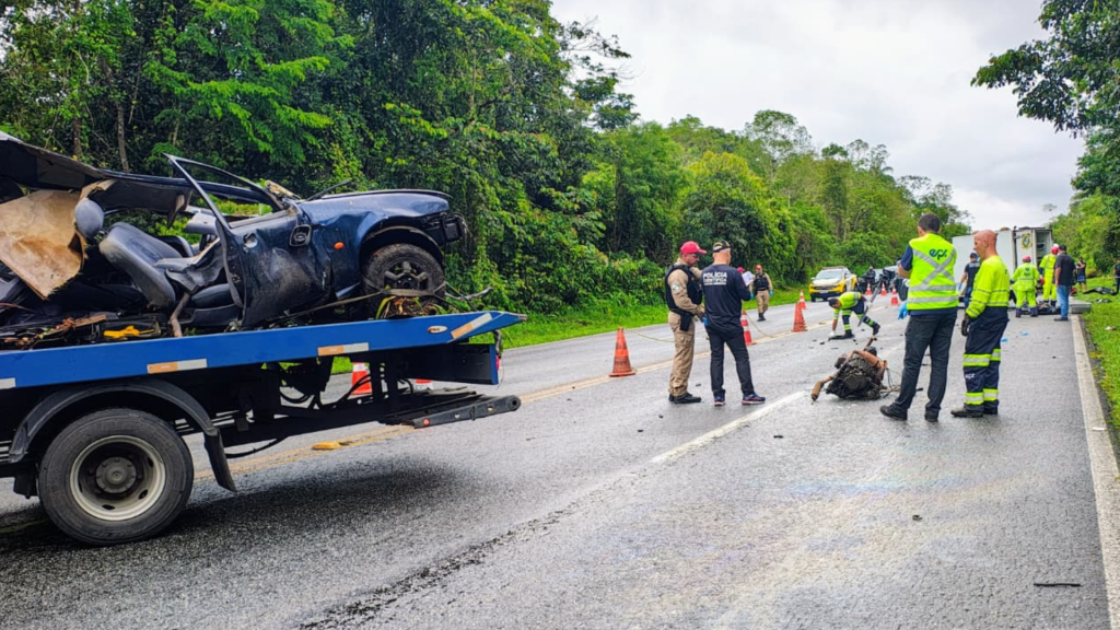 Grave acidente na PR-508 deixa três mortos e uma pessoa ferida - O ...